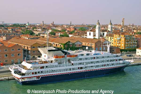 Dietmar Hasenpusch Photo-Productions